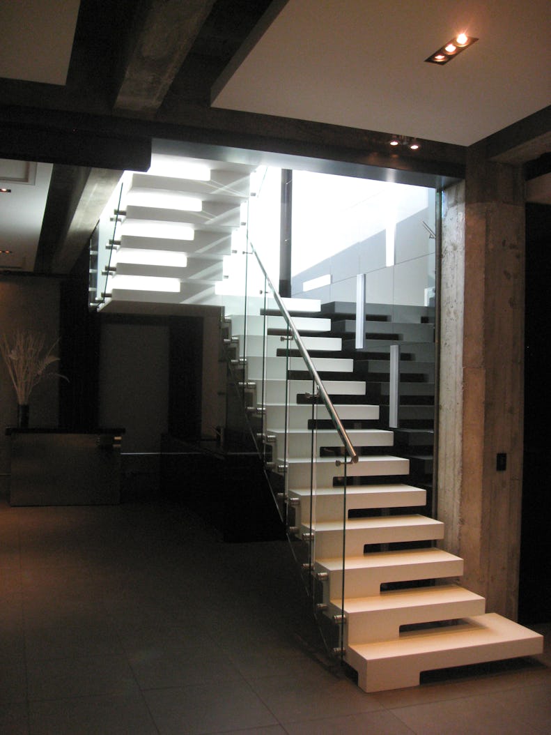 Vertebrae Stair — Ian Birchall & Associates