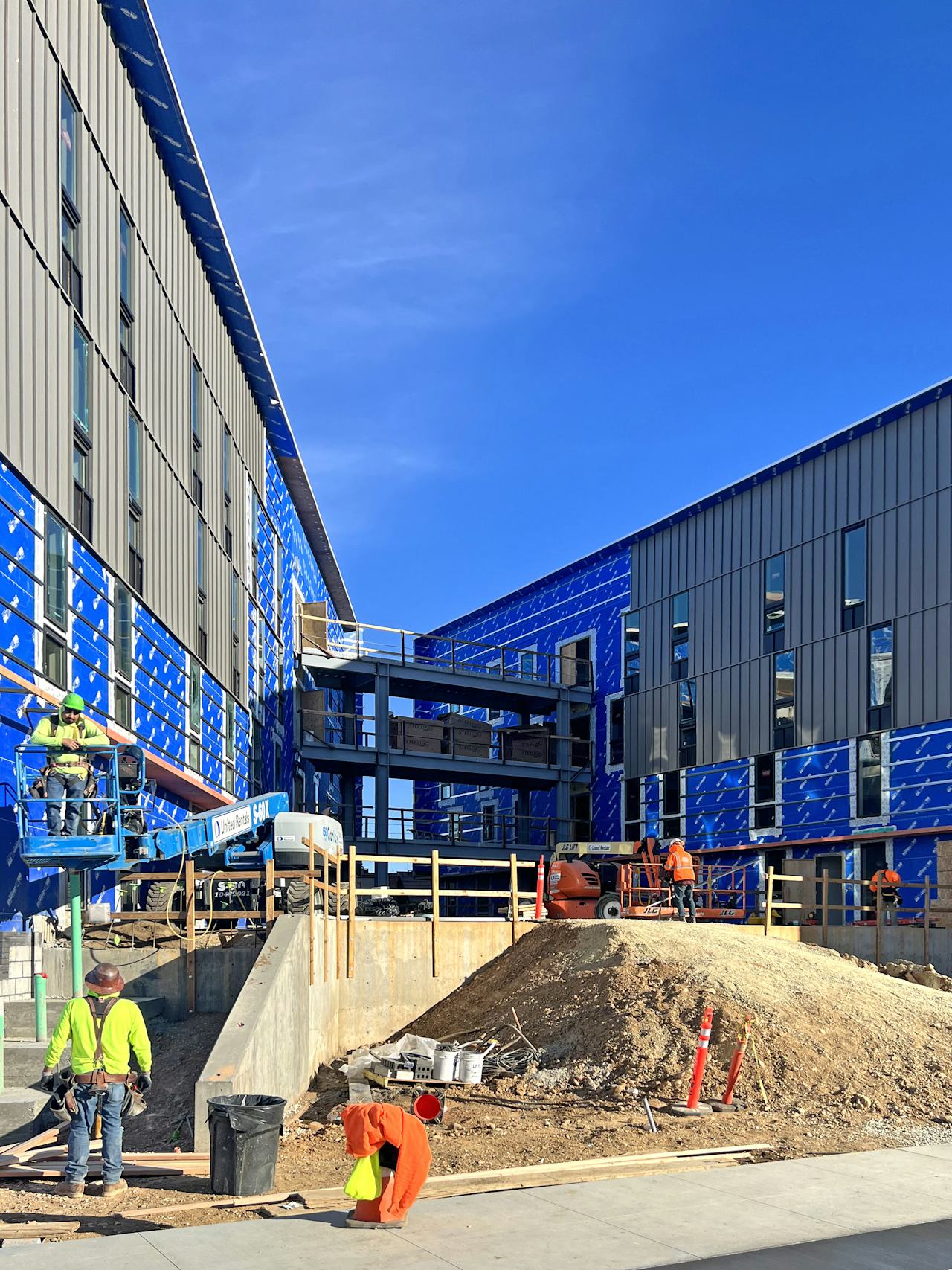 construction progress at block 7. — Modus Studio