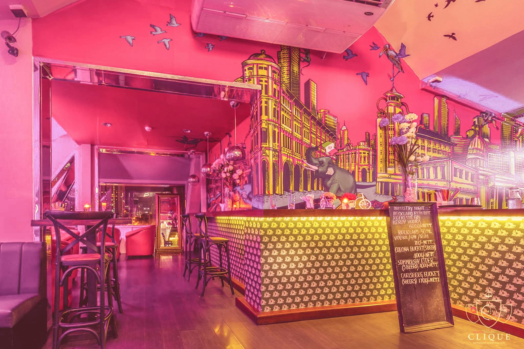 Clique Lounge Bar — a-designstudio